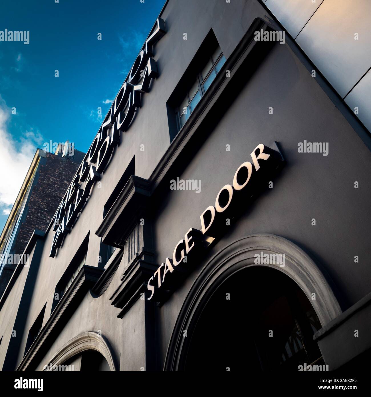 London palladium stage hi-res stock photography and images - Alamy