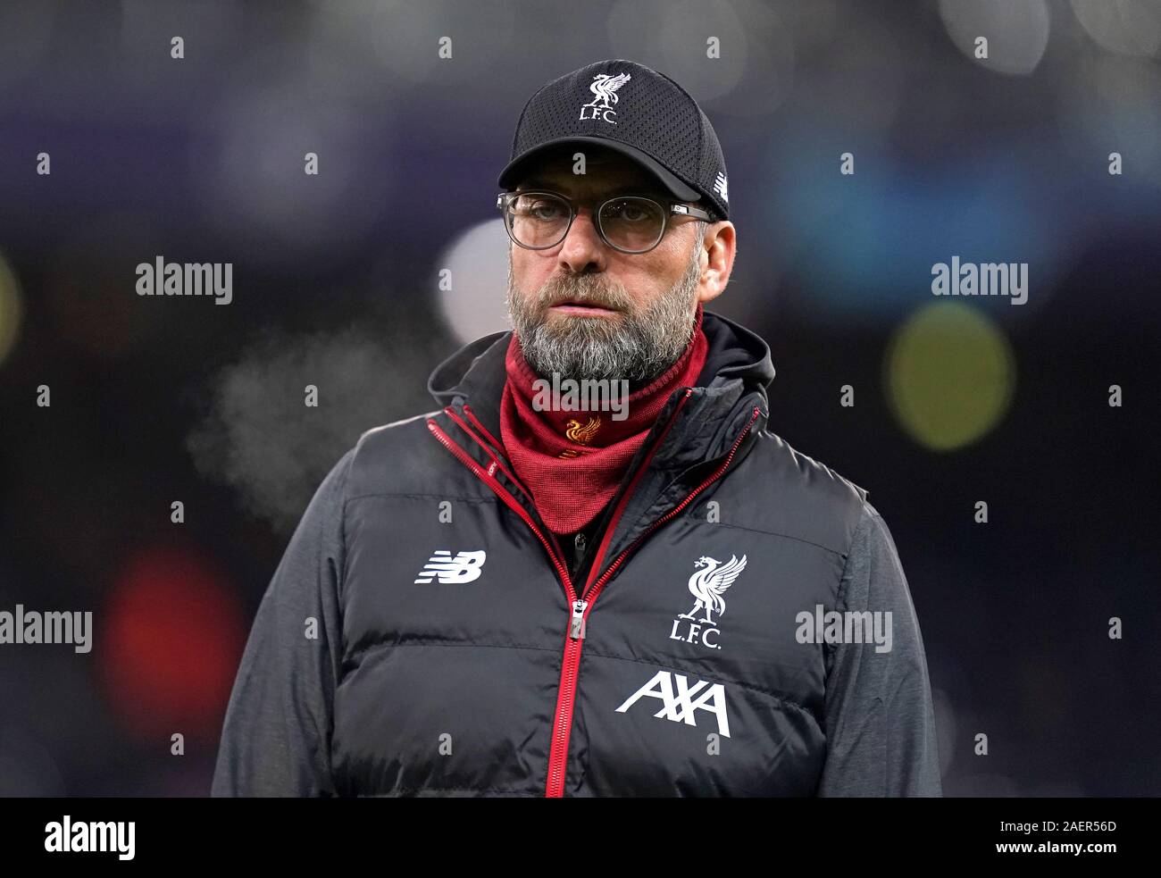 Liverpool manager Jurgen Klopp inspects the pitch before the UEFA ...