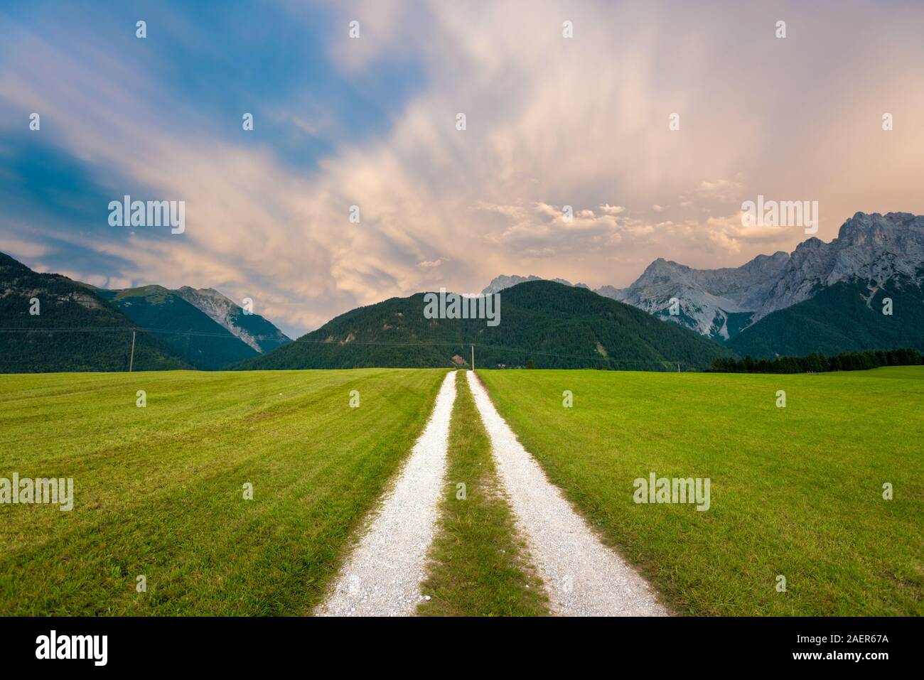 Track across field hi-res stock photography and images - Alamy