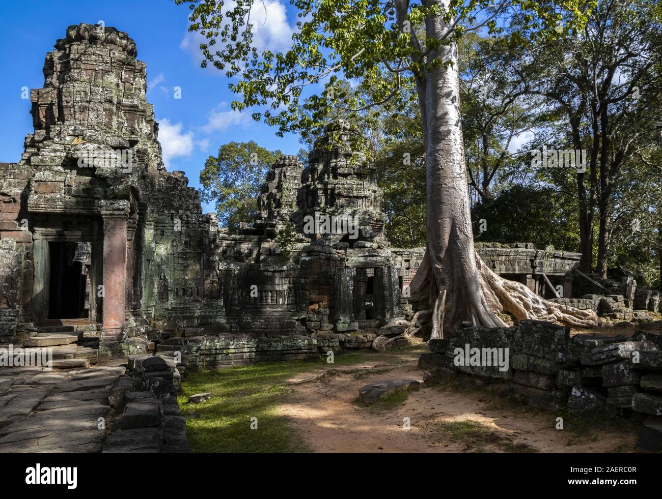 One of the ruined Angkor temples Stock Photo - Alamy