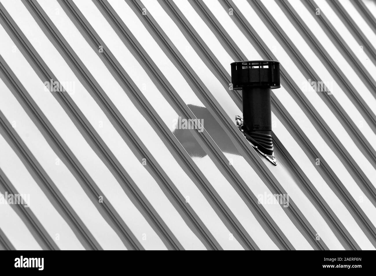 Line perspective on the perspex roof II Stock Photo - Alamy