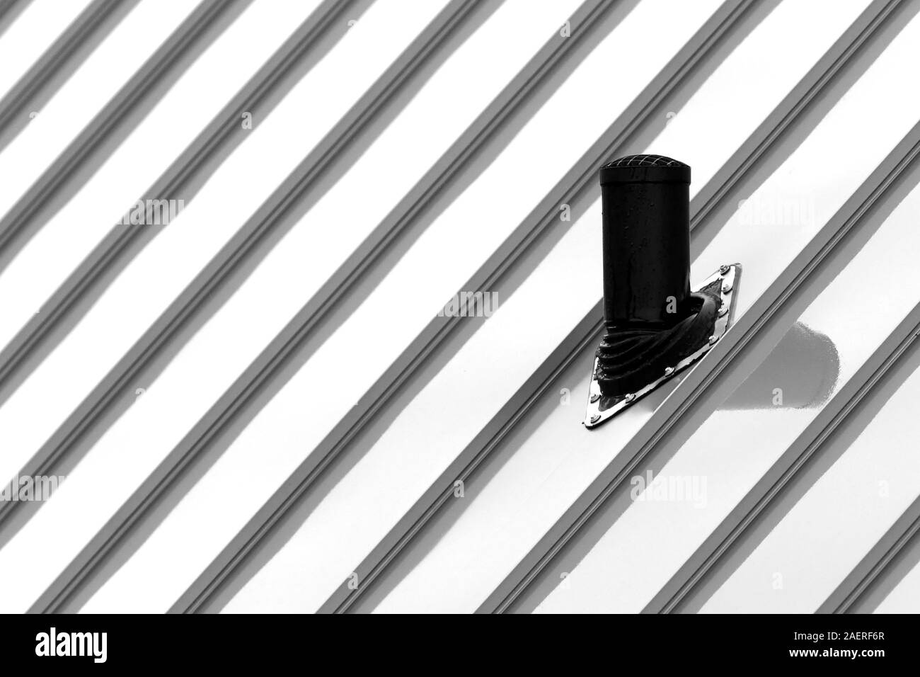 Line perspective on the perspex roof I Stock Photo - Alamy
