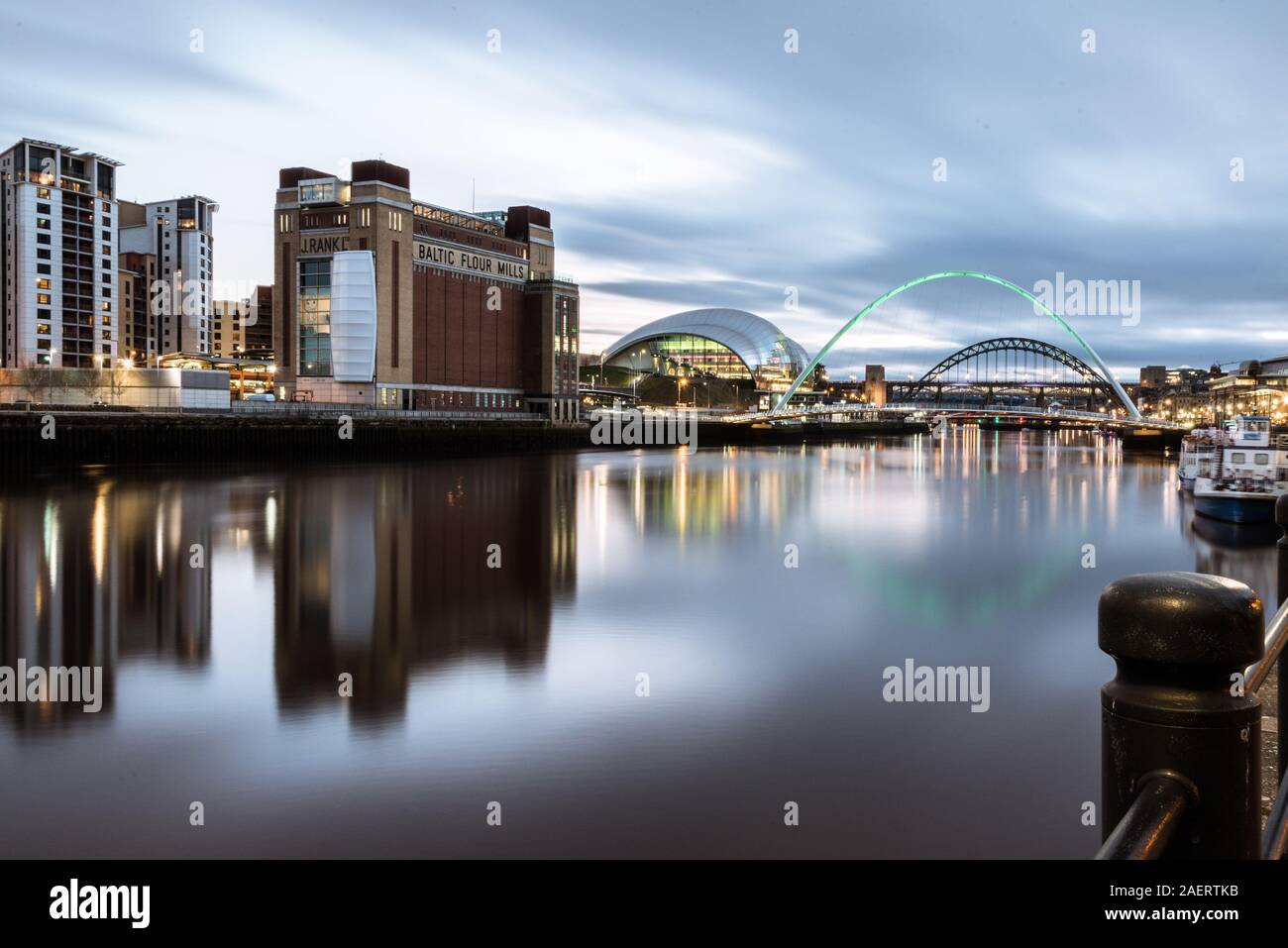 River tyne iconic landmarks hi-res stock photography and images - Alamy