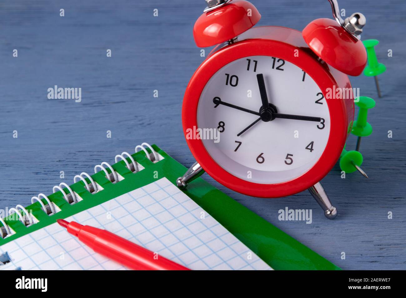 Time counting hi-res stock photography and images - Alamy