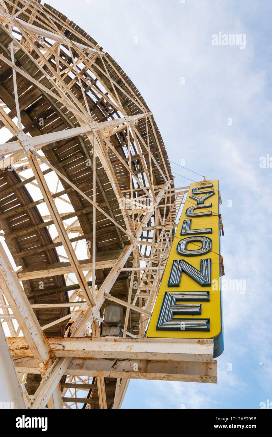 Brooklyn Neon Sign High Resolution Stock Photography and Images - Alamy