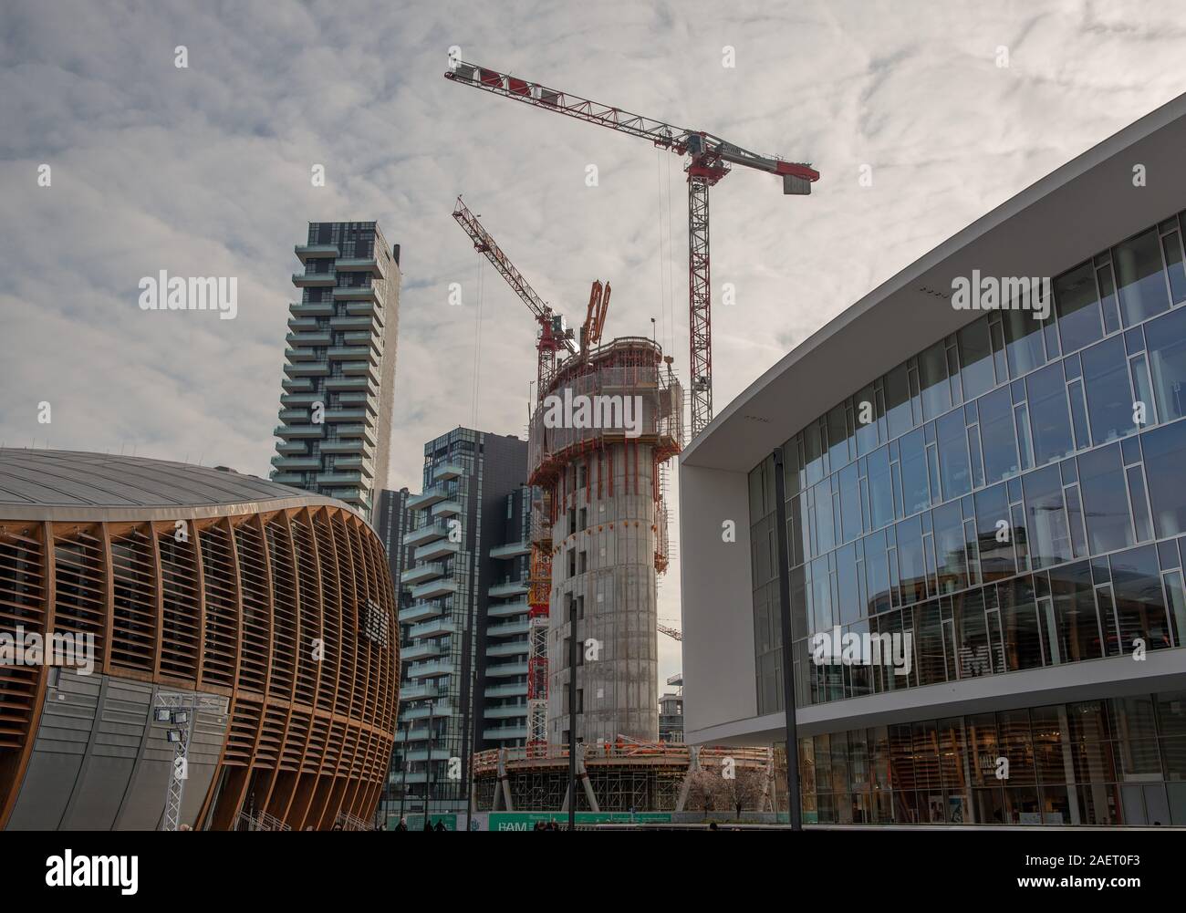 Milan Italy 4 December 2019: construction of a new library of trees in ...