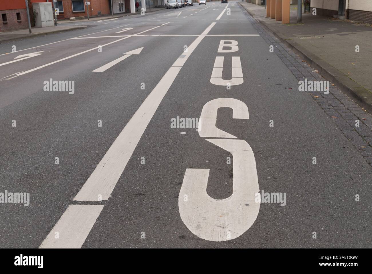 Transit lane hi-res stock photography and images - Alamy
