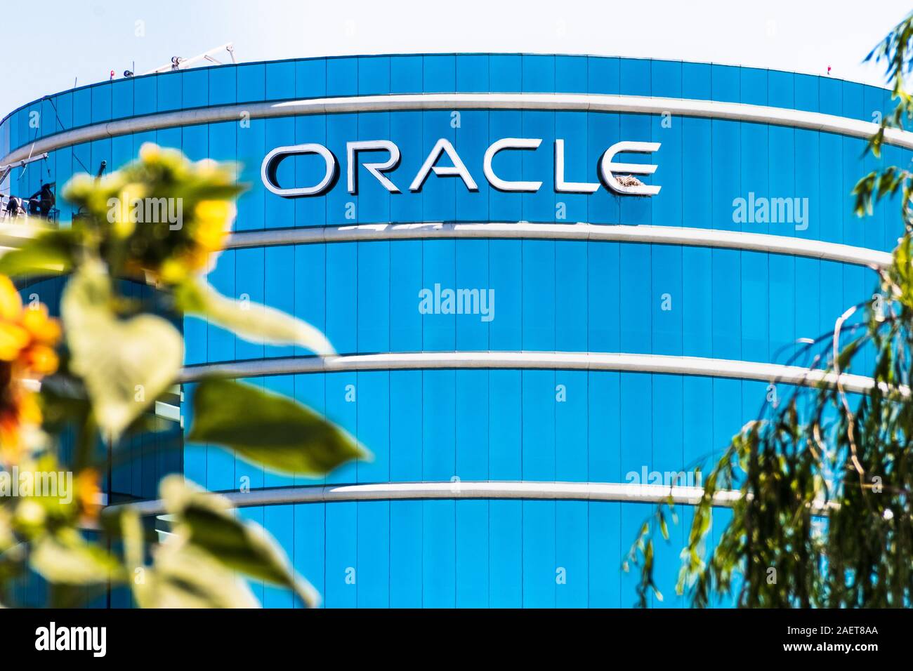 Oracle headquarters in redwood city hi-res stock photography and images ...