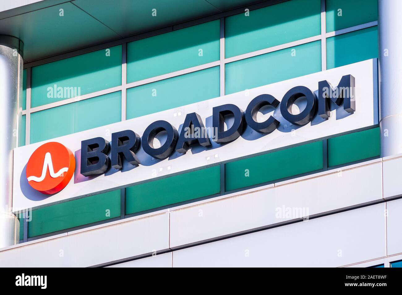 Broadcom hi-res stock photography and images - Alamy