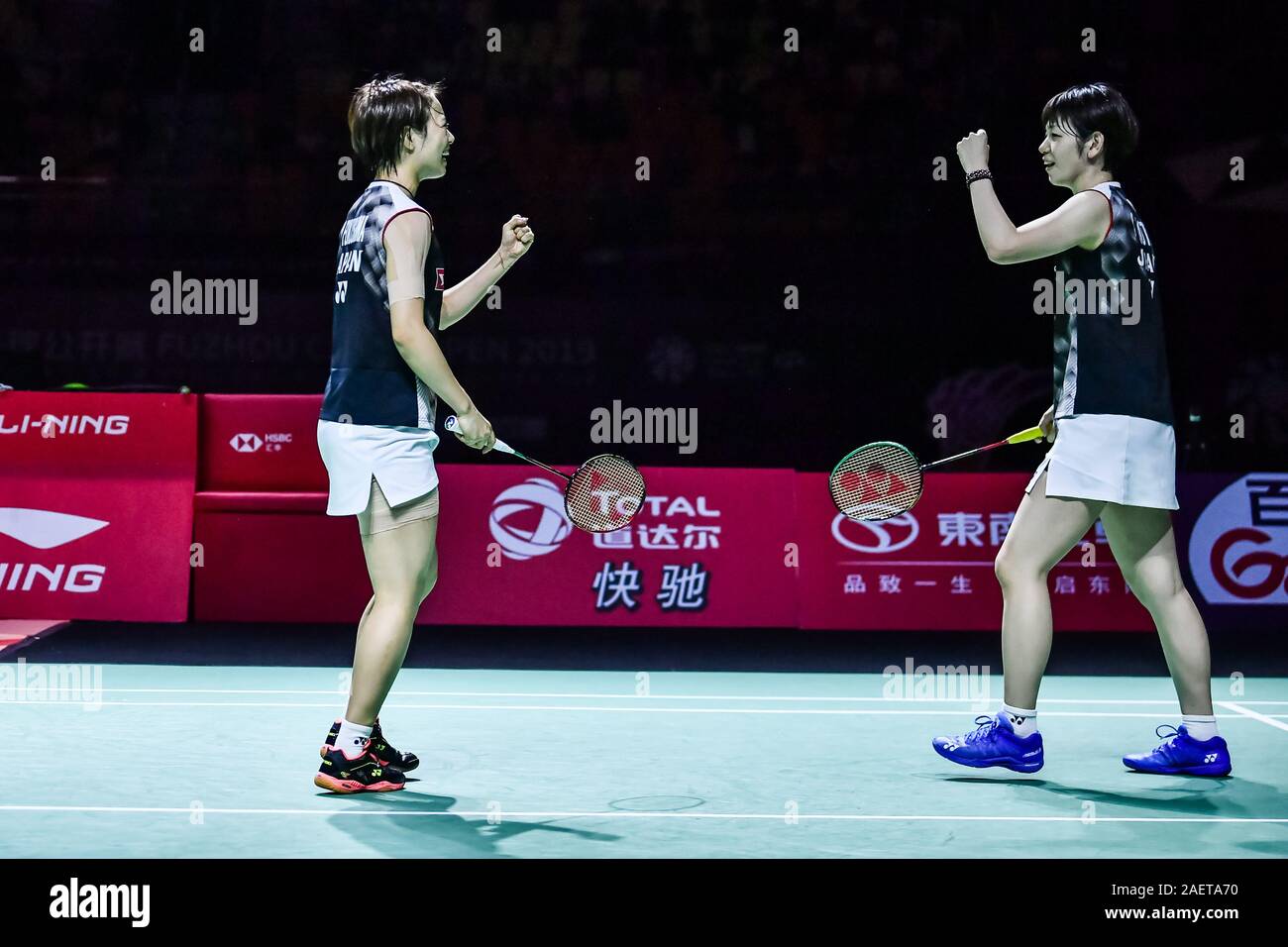 Japanese professional badminton players Yuki Fukushima and Sayaka ...