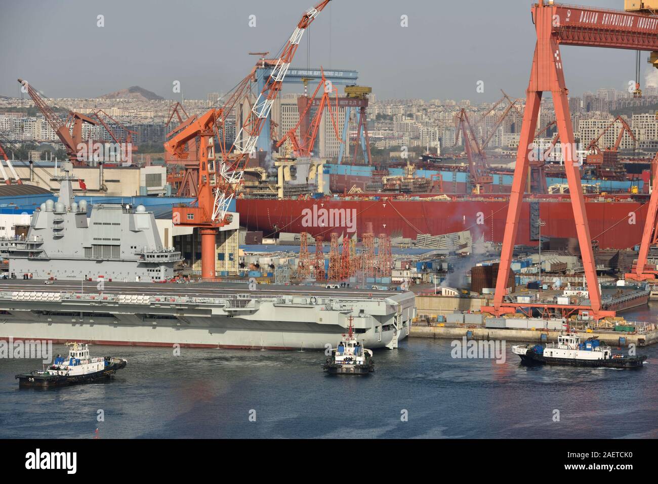 China's first domestically built aircraft carrier, the Type 001A ...