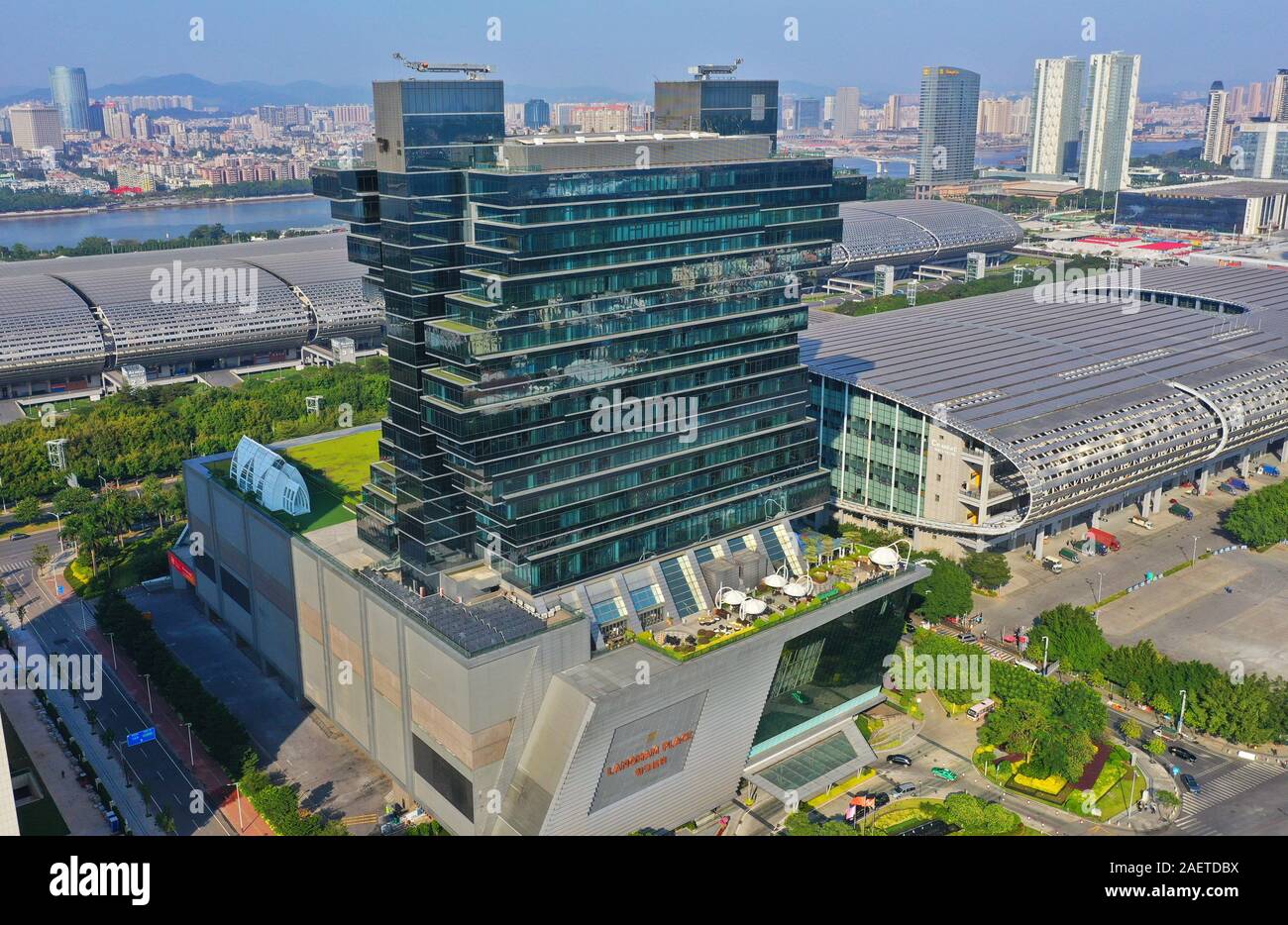 Nanfenghui building, a high-rise with unique appearance, which looks ...