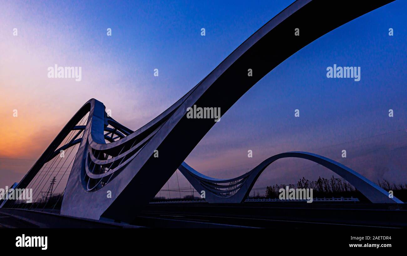 Night view of Yongxing Bridge, the connecting bridge between Beijing ...