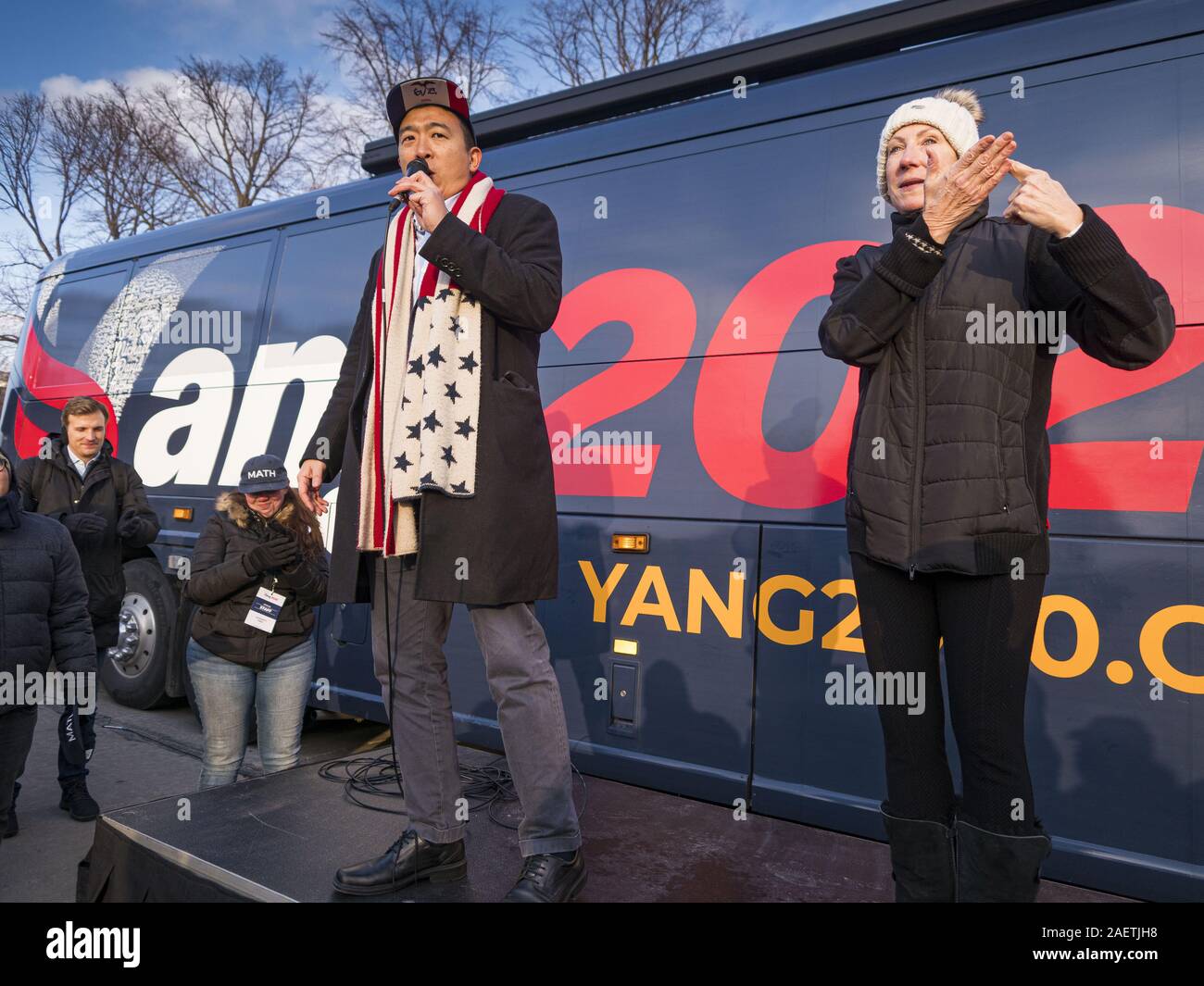 American sign language bus hi-res stock photography and images - Alamy