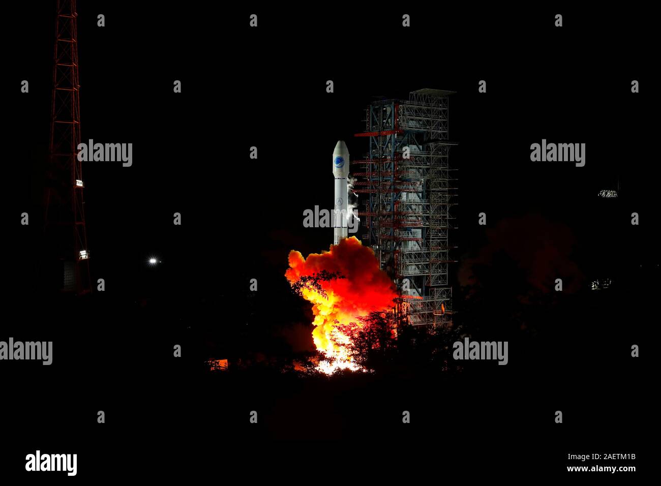 Long march 3b launch hi-res stock photography and images - Alamy