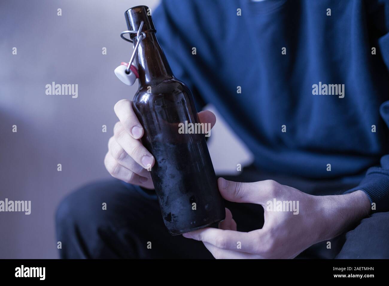 Alcohol problem silhouette hi-res stock photography and images - Alamy