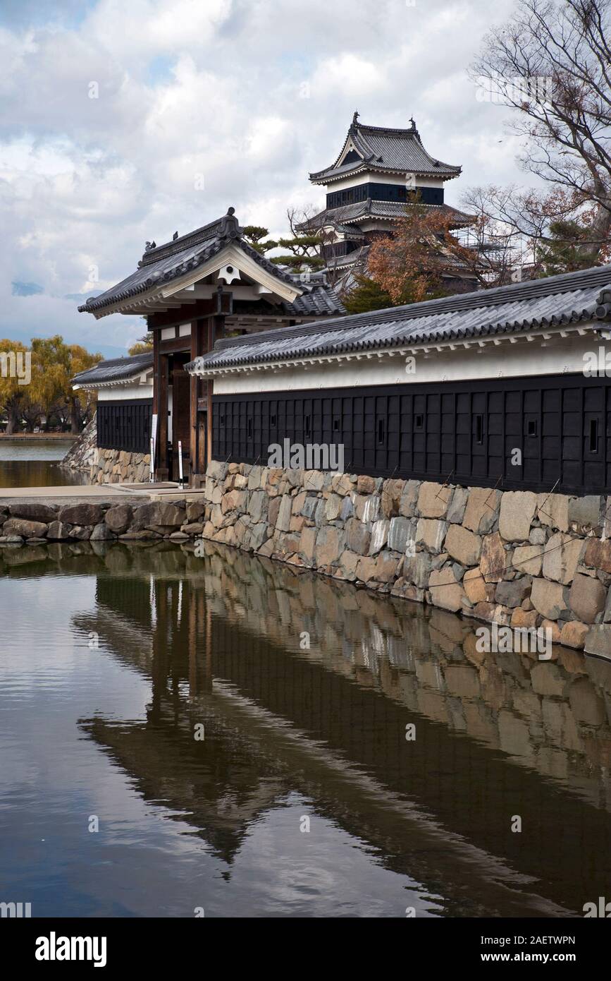Matsumoto castle matsumoto japan hi-res stock photography and images ...