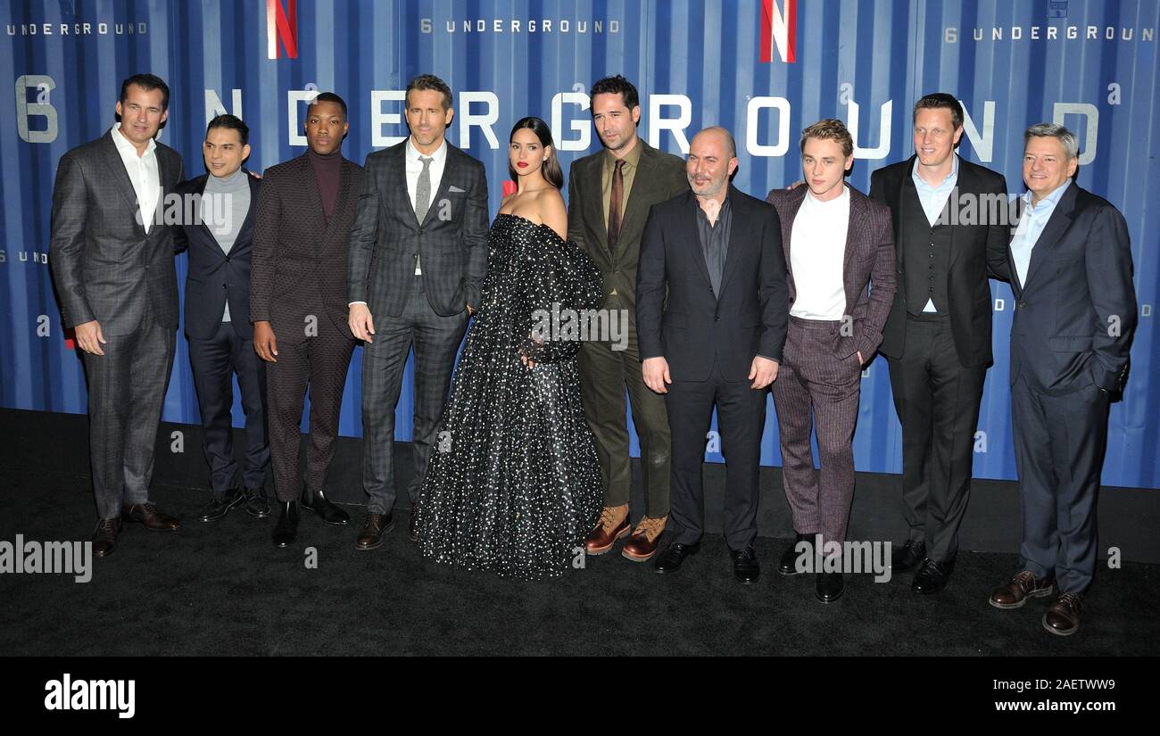 L r david ellison hi-res stock photography and images - Alamy