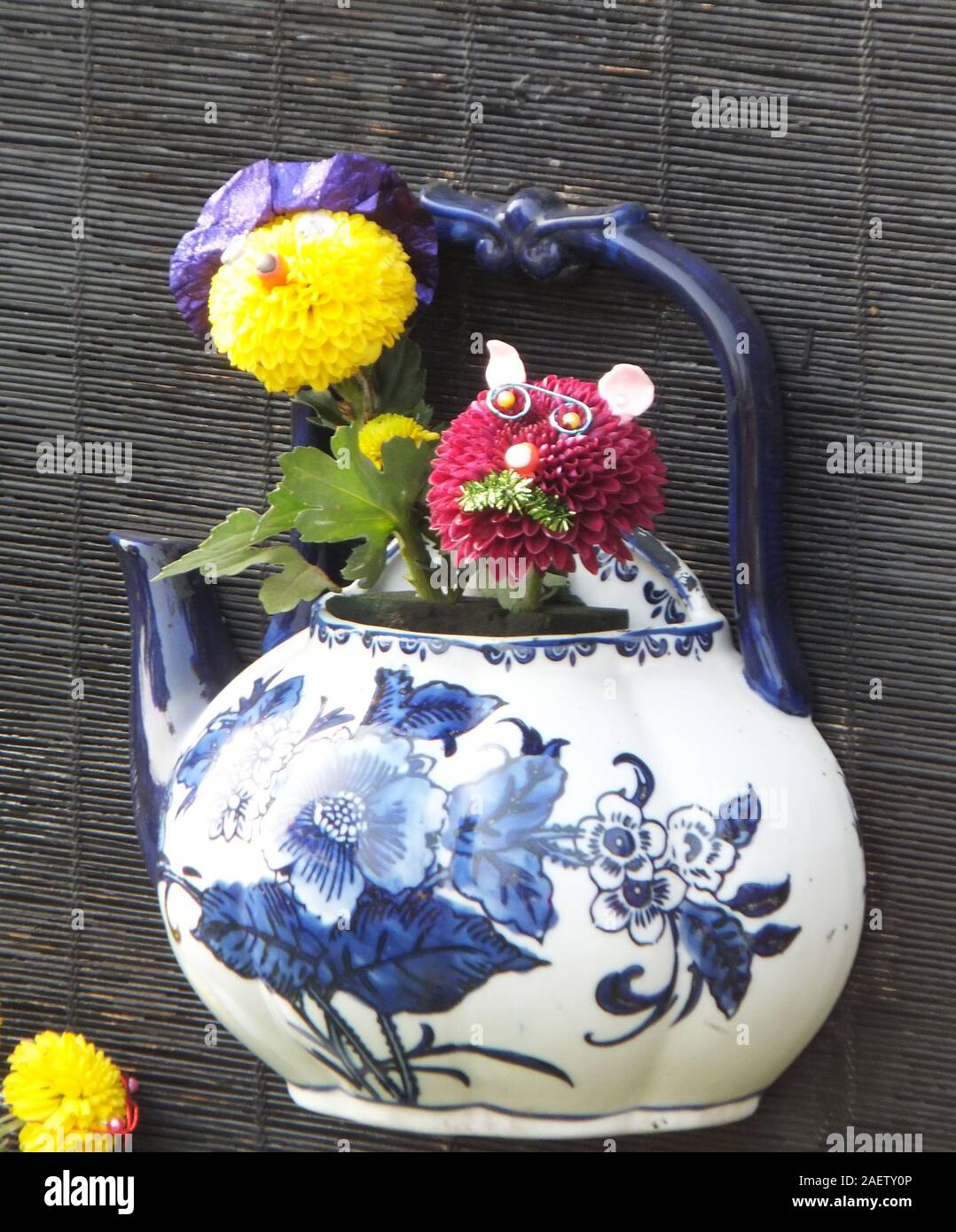 Goofy cartoon hi-res stock photography and images - Alamy