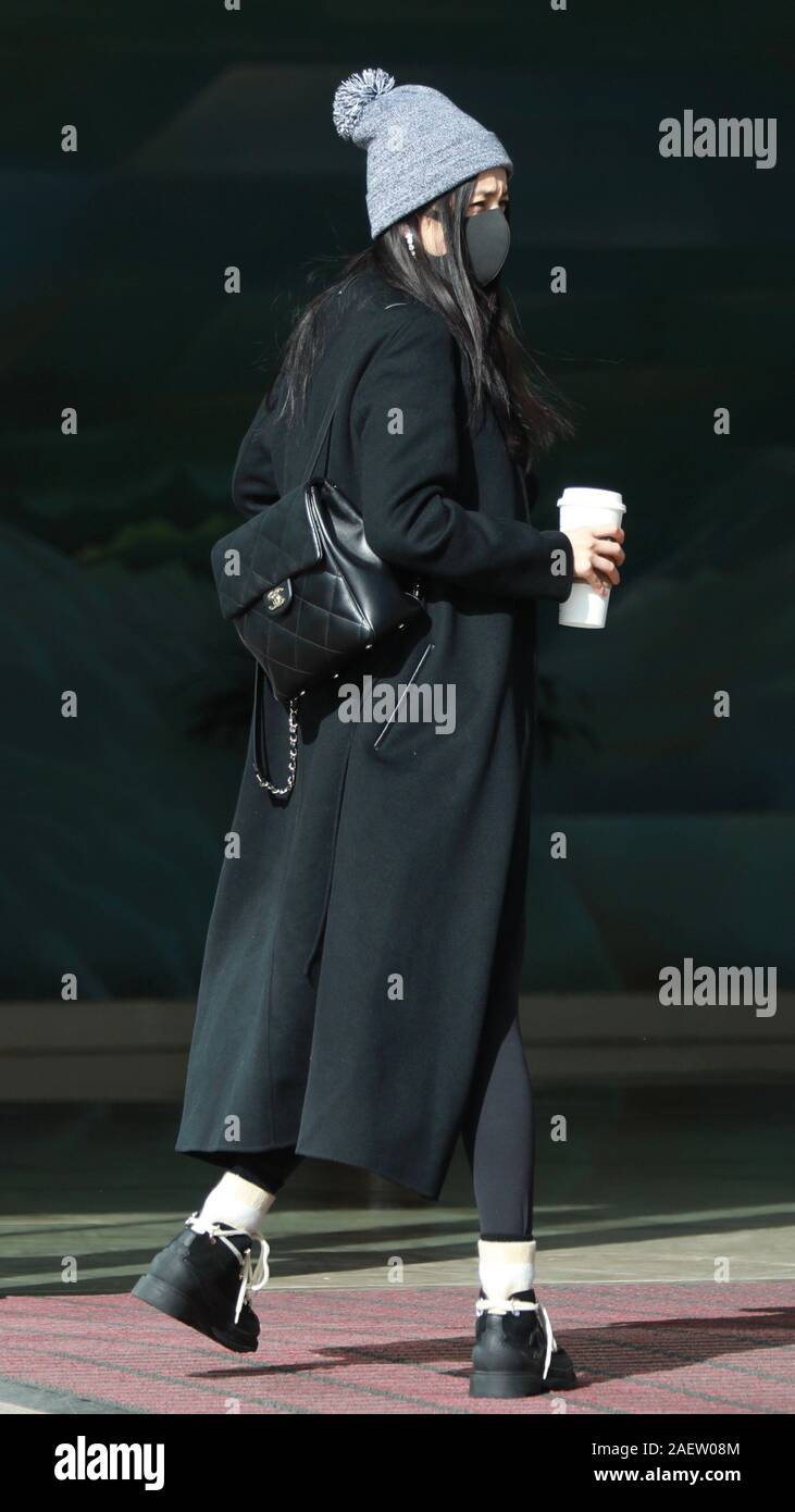 Mackage hi-res stock photography and images - Alamy