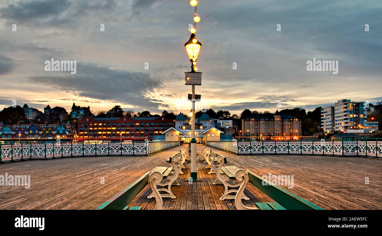 Sunset penarth pier hi-res stock photography and images - Alamy