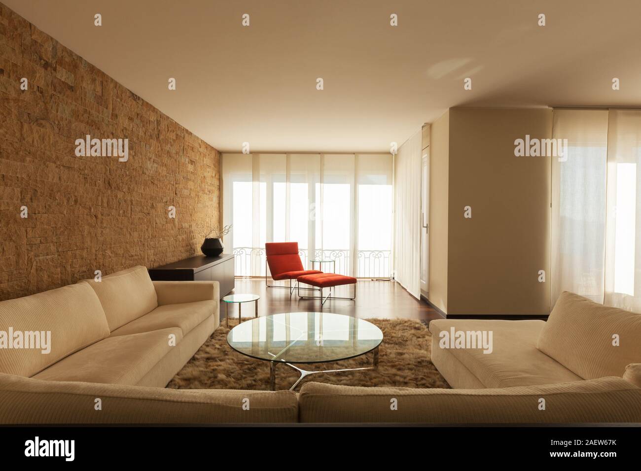 Raw architecture hi-res stock photography and images - Alamy