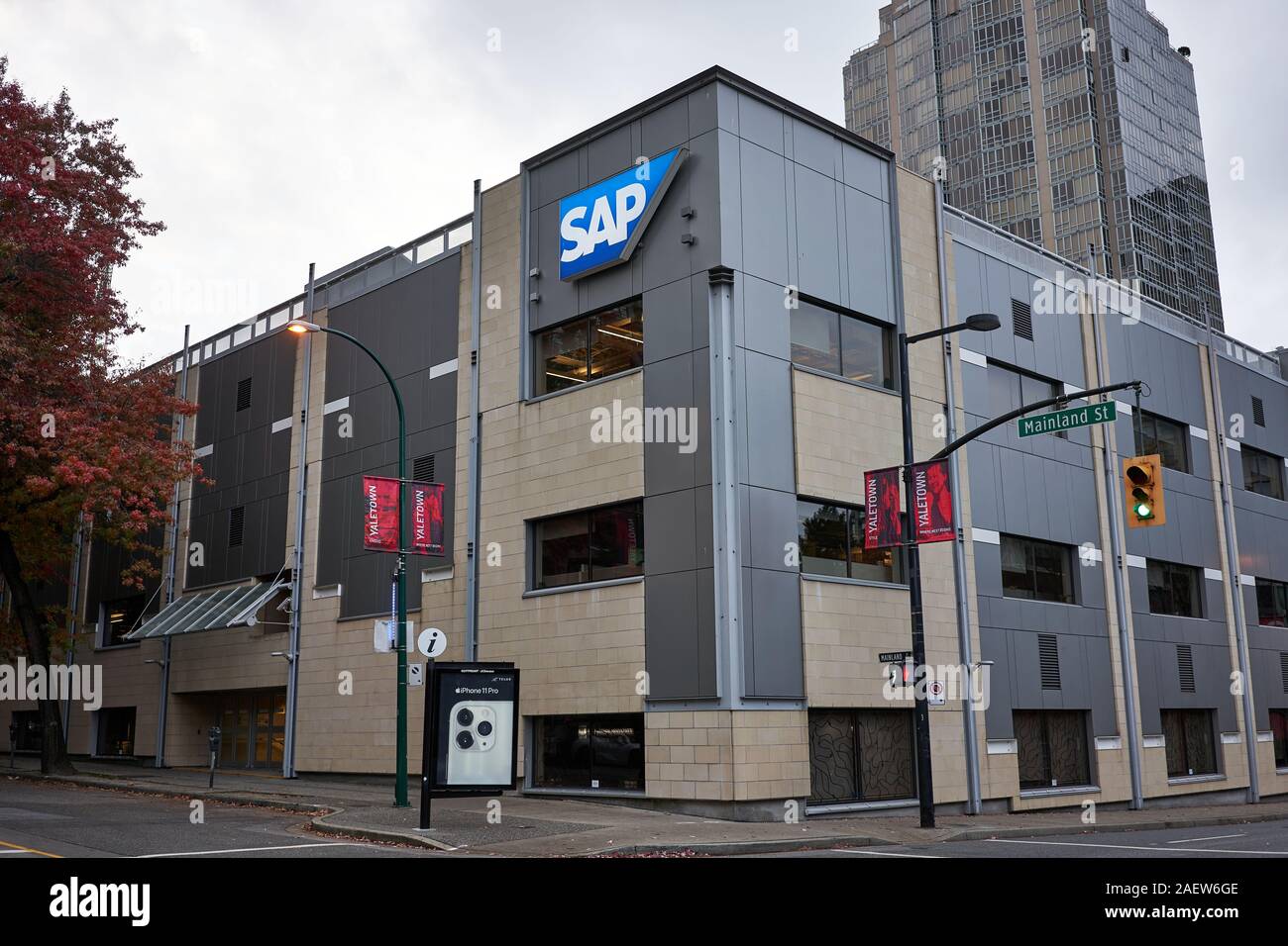 Business operations hi-res stock photography and images - Alamy