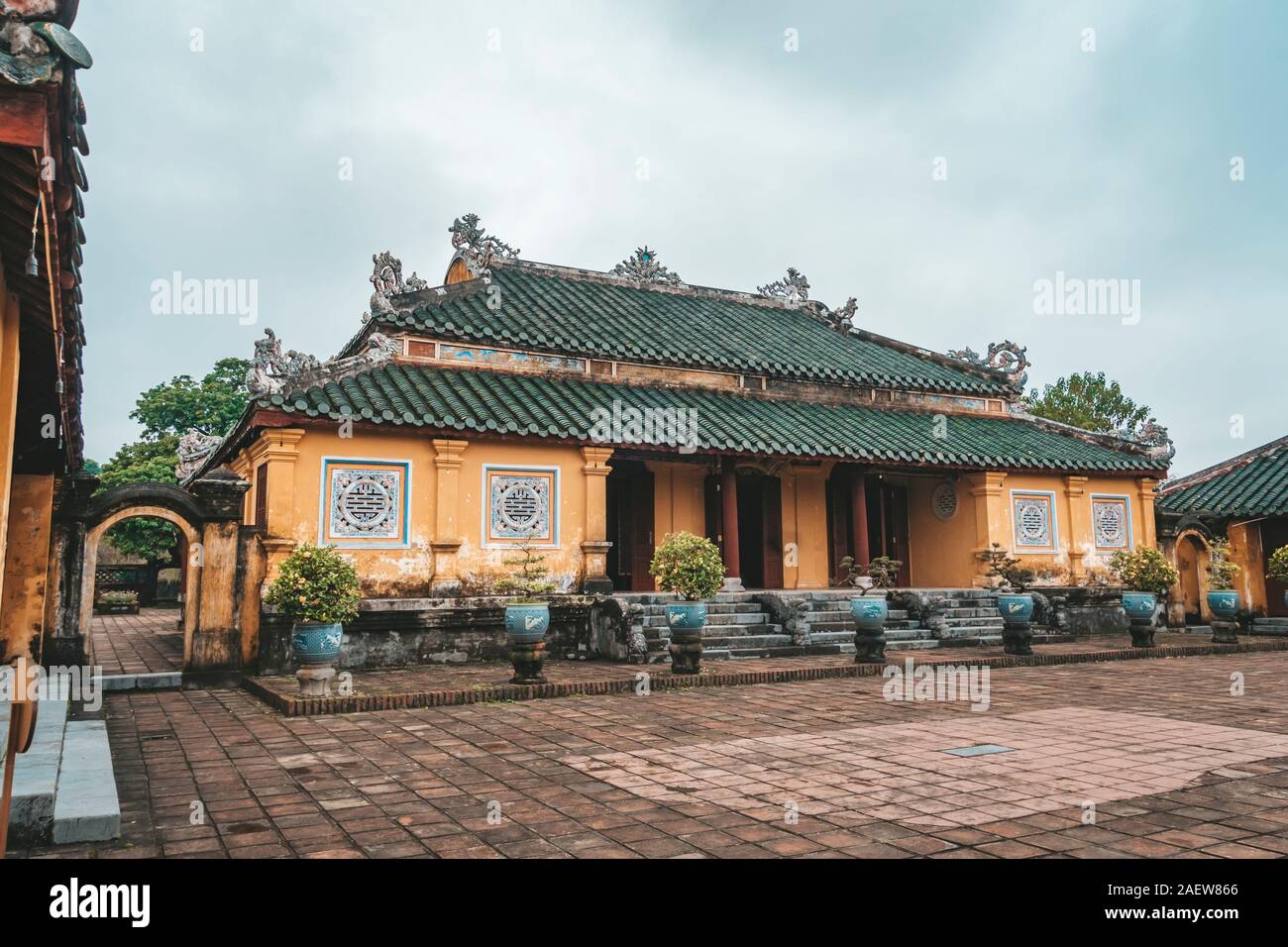 Battle of hue hi-res stock photography and images - Alamy