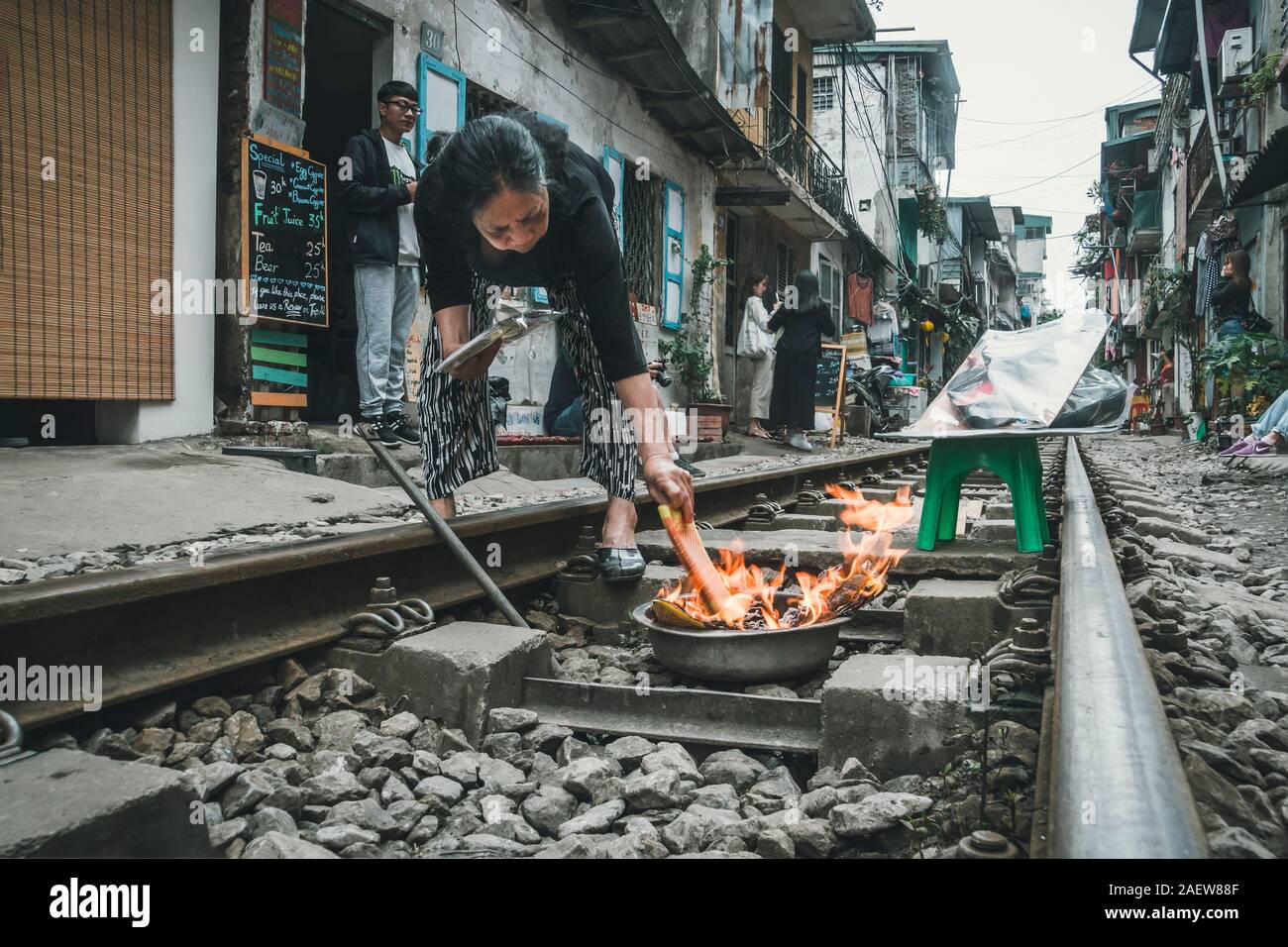 Votive paper burning hi-res stock photography and images - Alamy