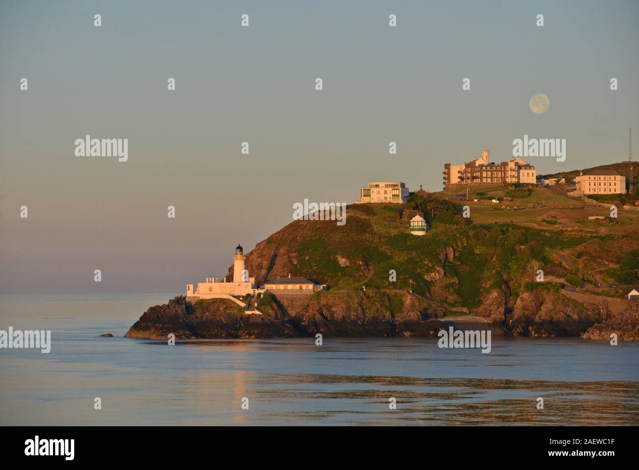 DOUGLAS HEAD LIGHTHOUSE in the morning sunshine at the approach to ...