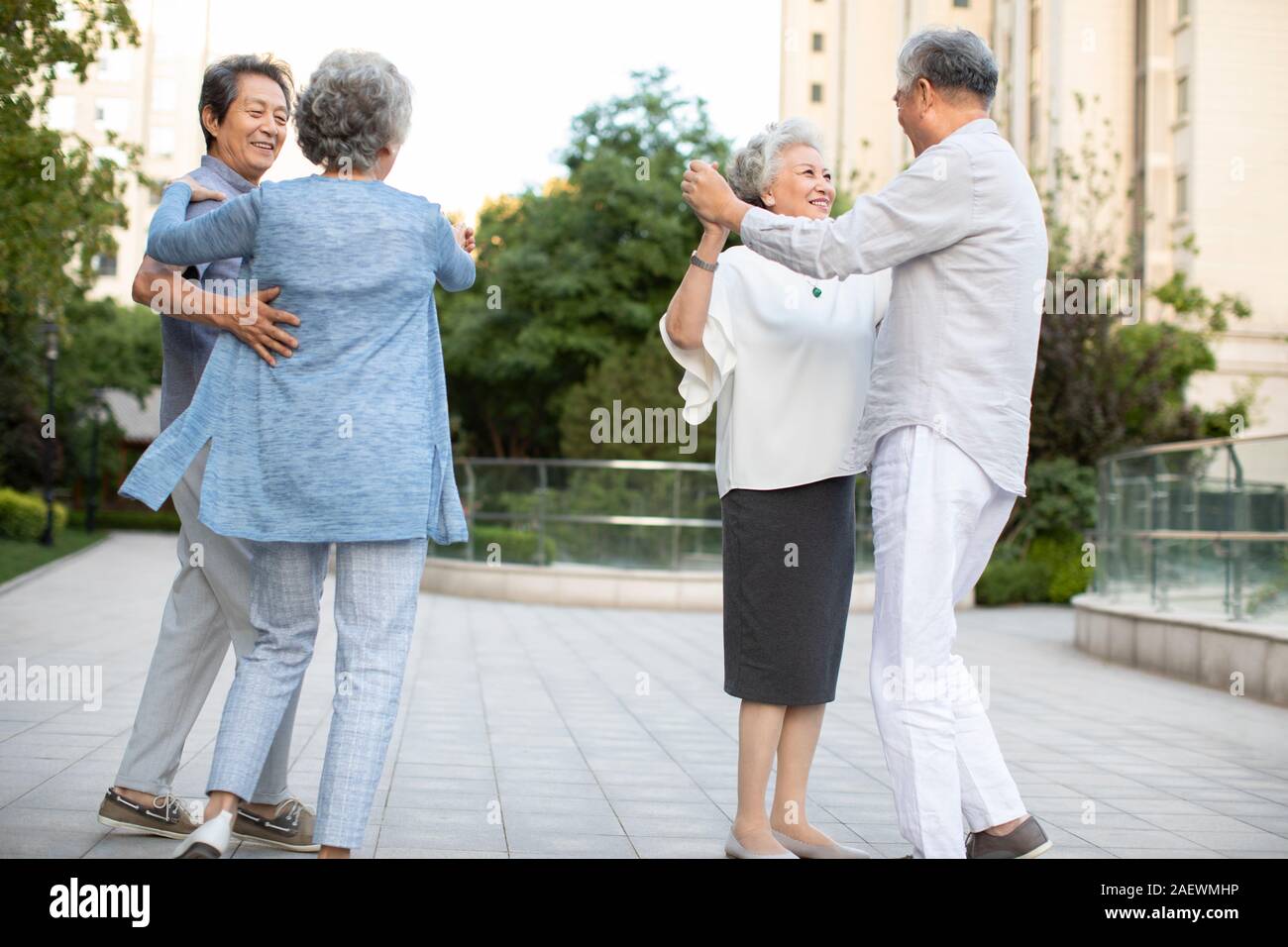Four women dancing hand hi-res stock photography and images - Alamy