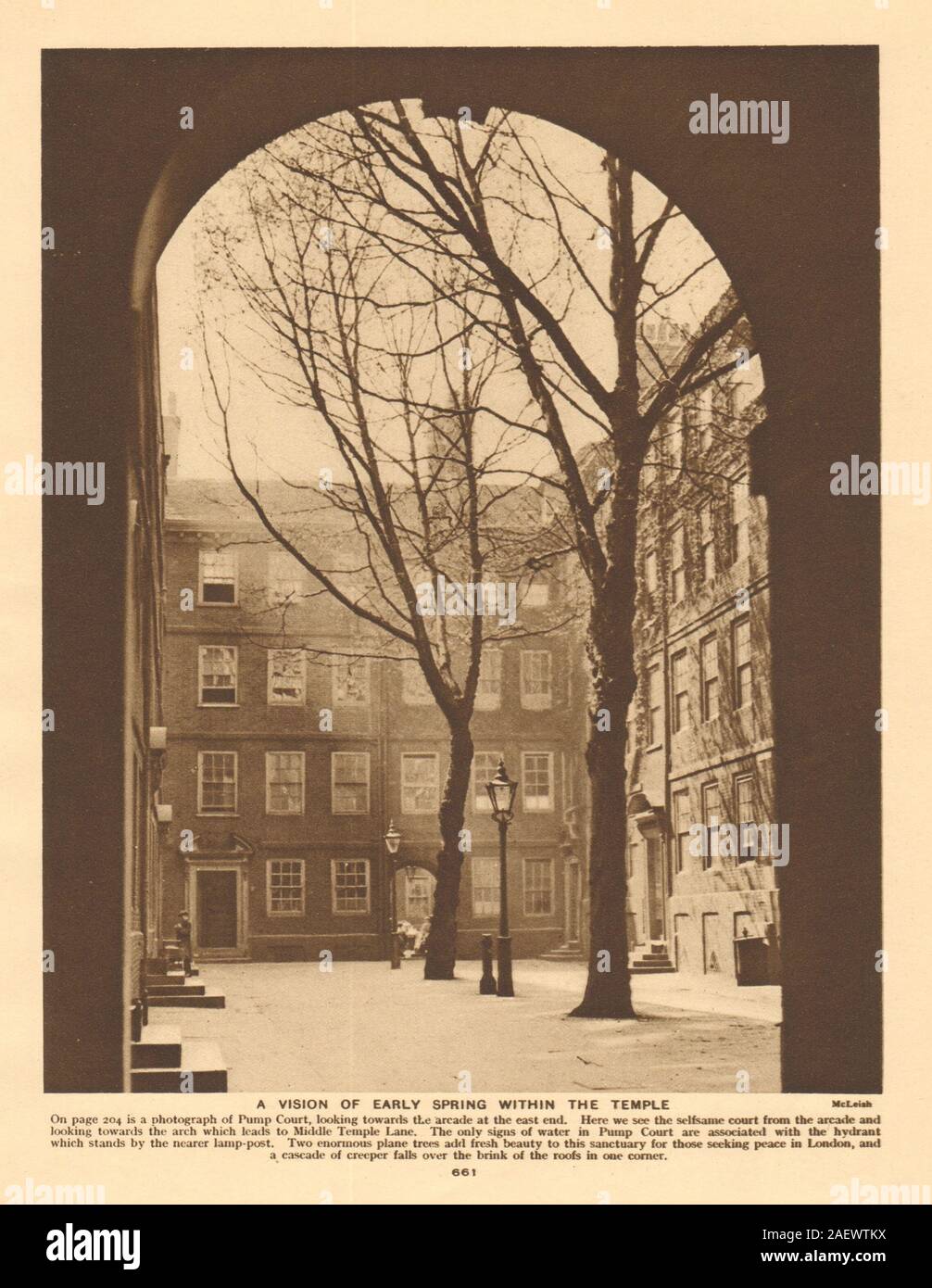 Pump Court, Temple, in springtime 1926 old vintage print picture Stock ...
