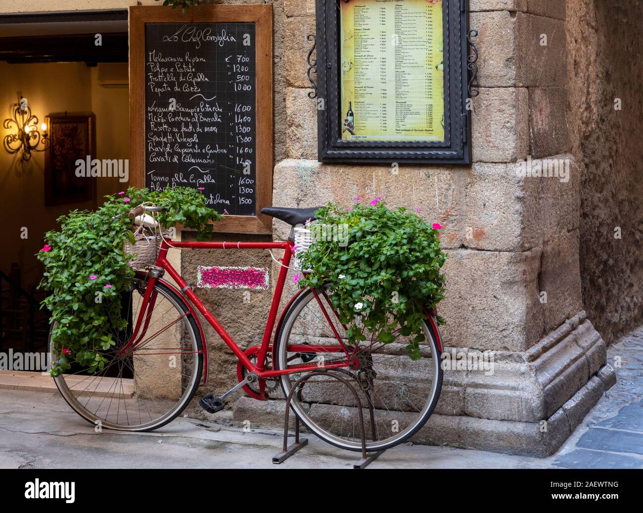 Inviting Restaurant Exterior High Resolution Stock Photography and ...