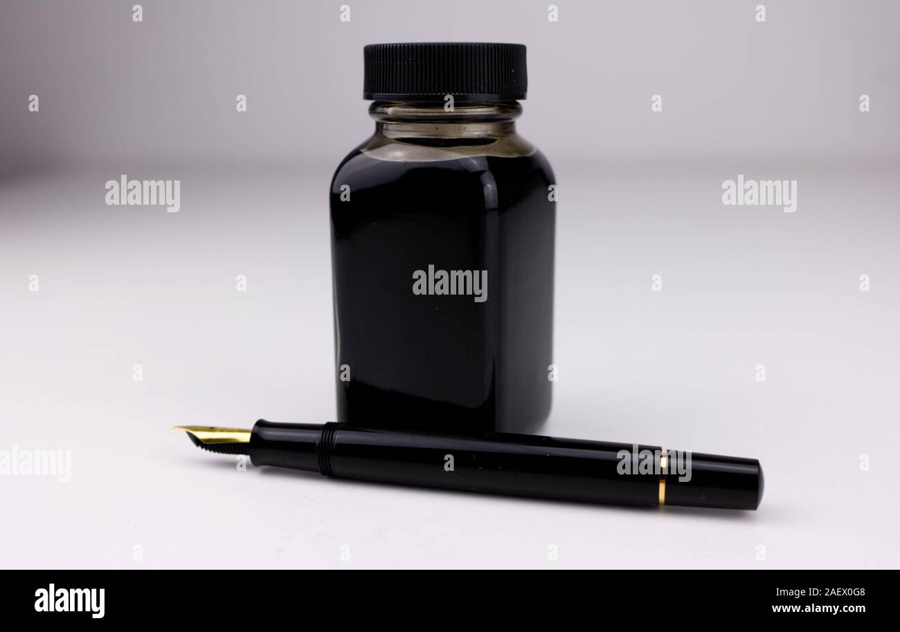 Fountain pen ink bottle hi-res stock photography and images - Alamy