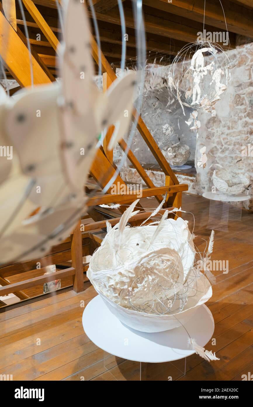 Turnul alb hi-res stock photography and images - Alamy