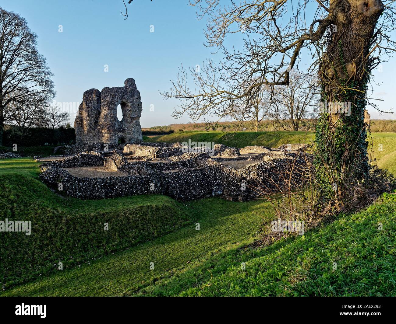 Ludgershall castle hi-res stock photography and images - Alamy