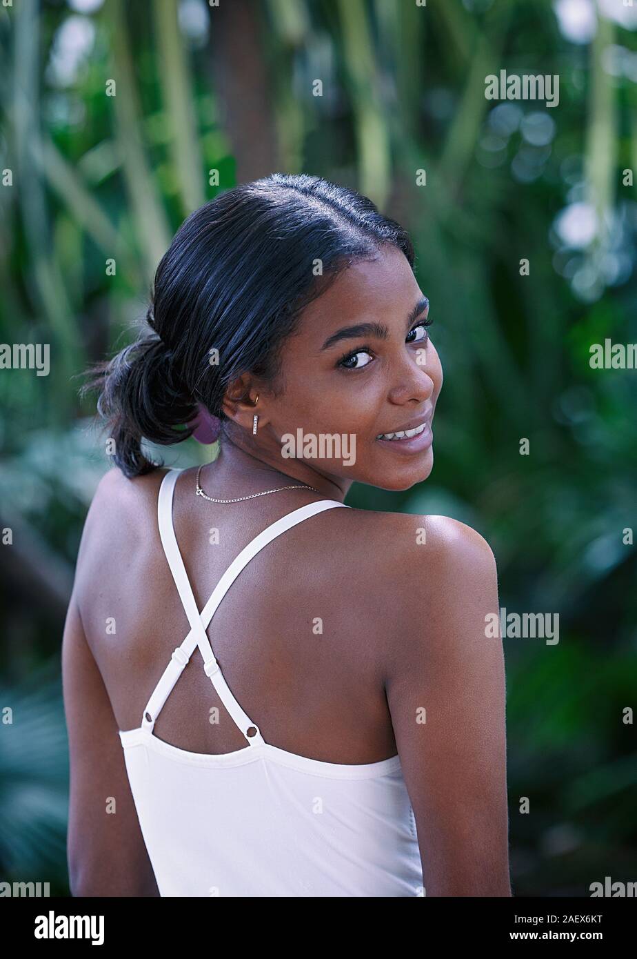 beauty cuban woman - havana Stock Photo - Alamy