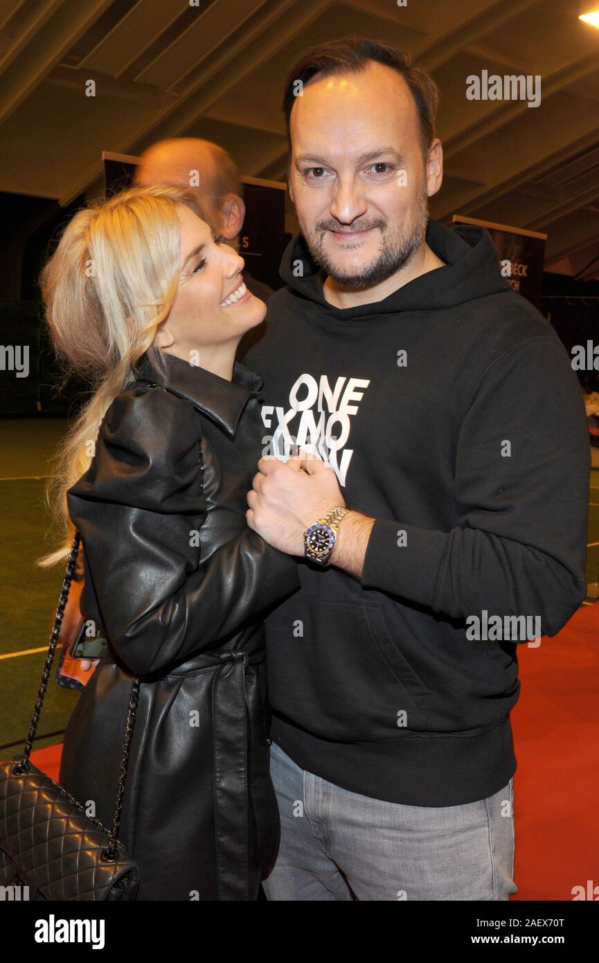 Going, Austria. 10th Dec, 2019. TV presenter Jennifer Knäble and her ...
