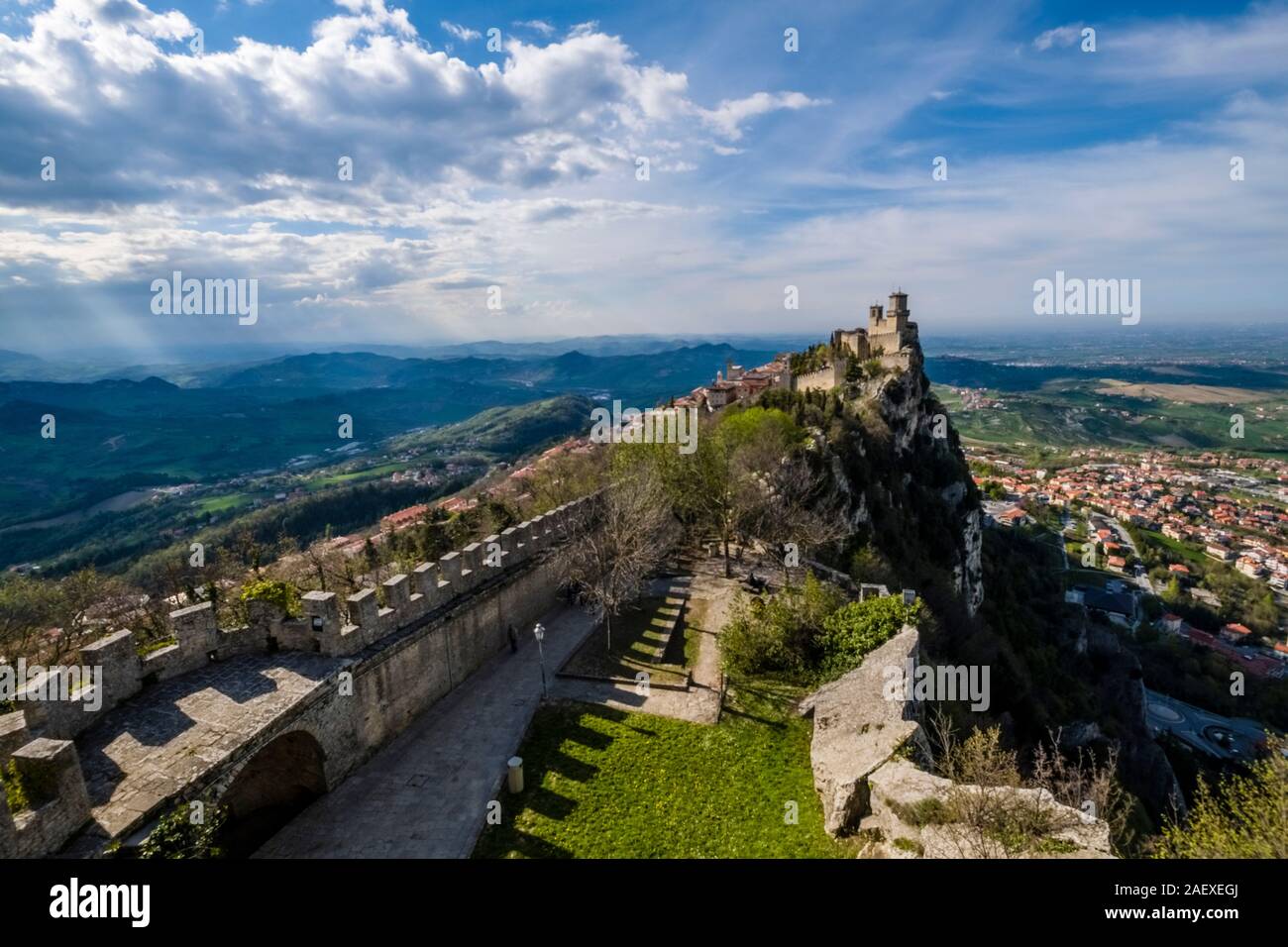 Monte titano hi-res stock photography and images - Alamy