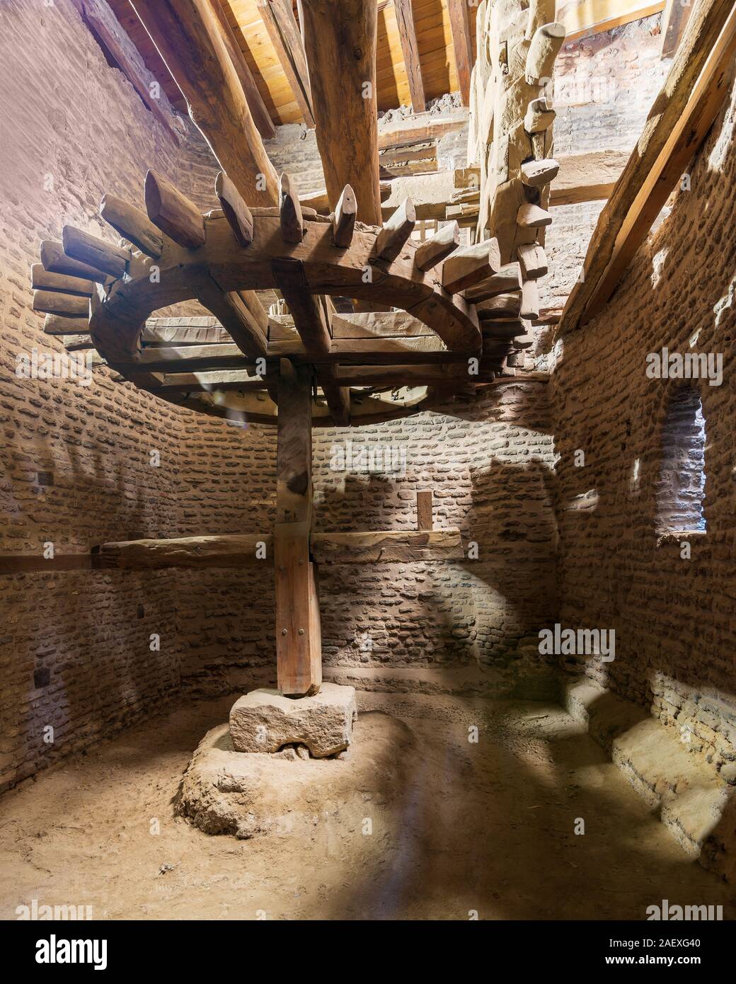 Ancient egypt water wheel hi-res stock photography and images - Alamy