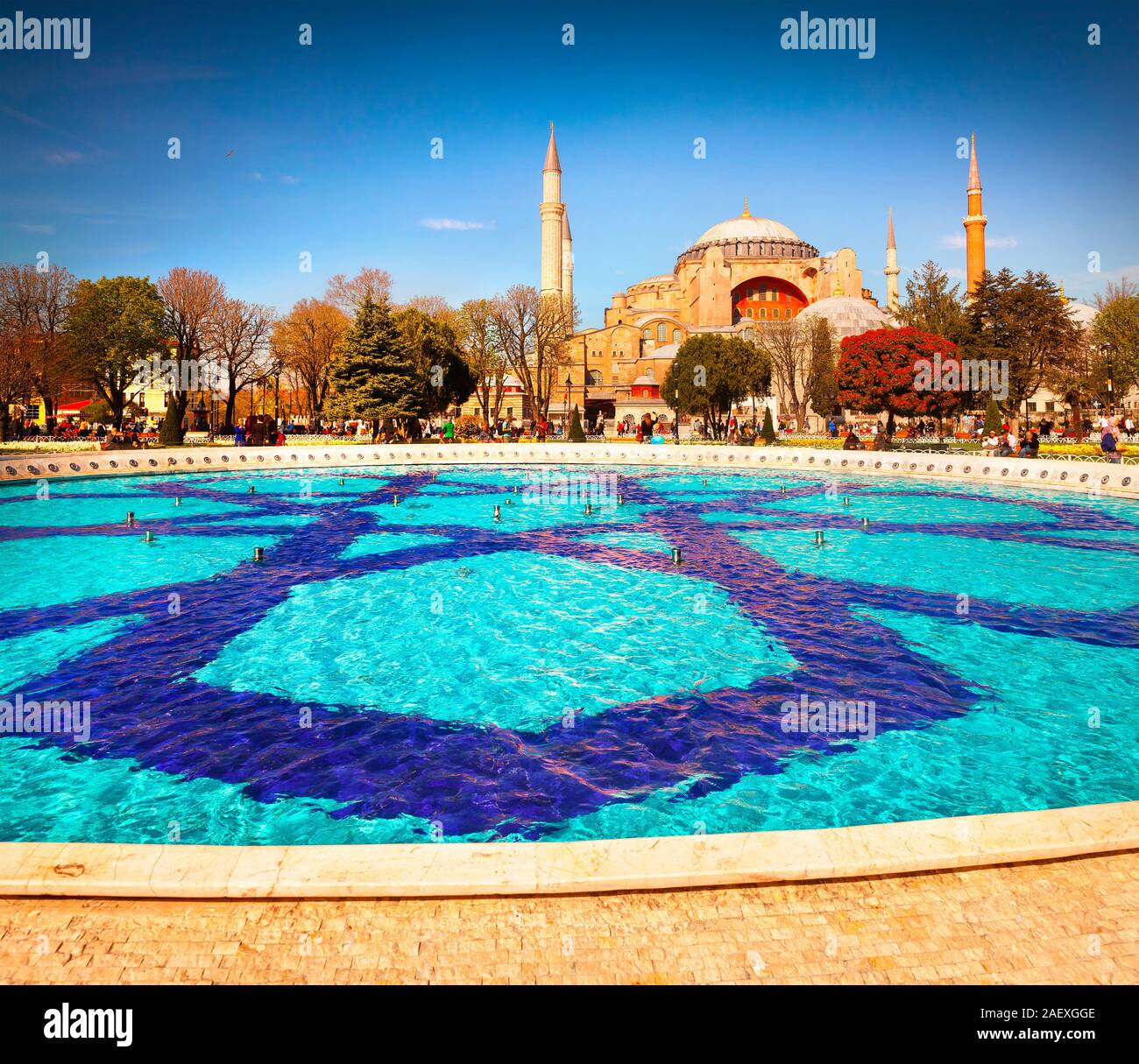 Colorful spring scene in Sultan Ahmet park in Istanbul, Turkey, Europe ...