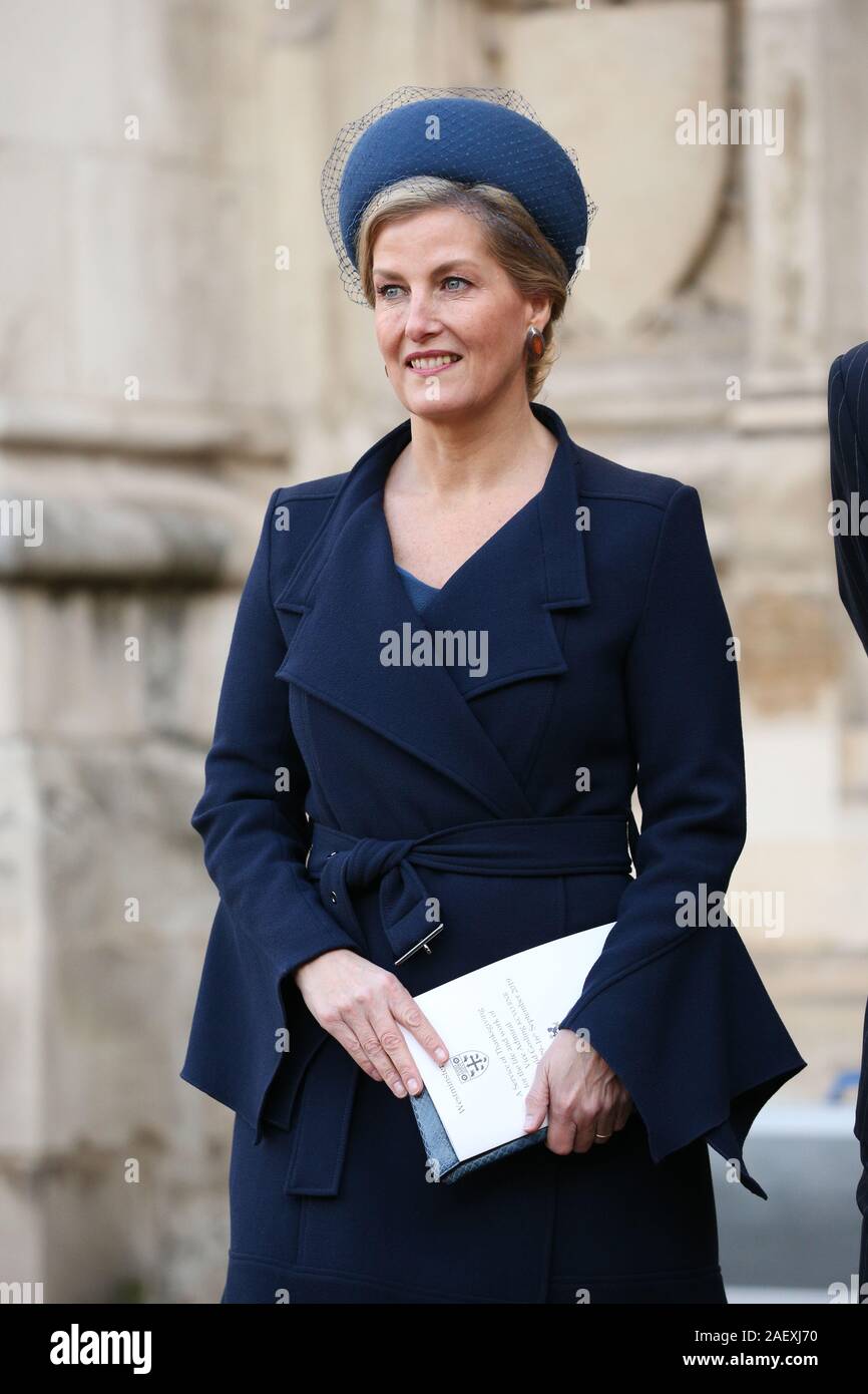 Work sir donald gosling westminster abbey hi-res stock photography and ...