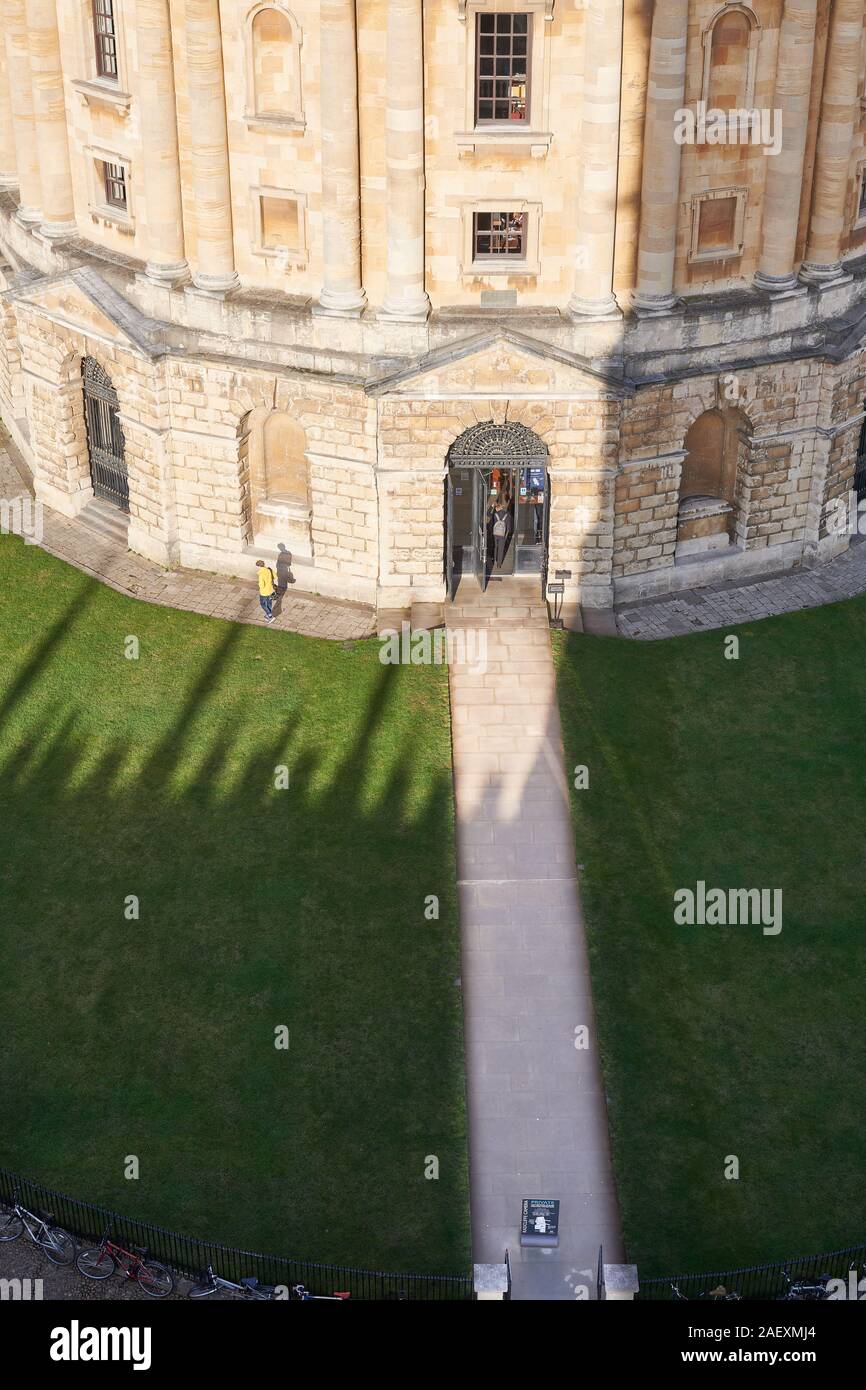 Radcliffe camera entrance hi-res stock photography and images - Alamy