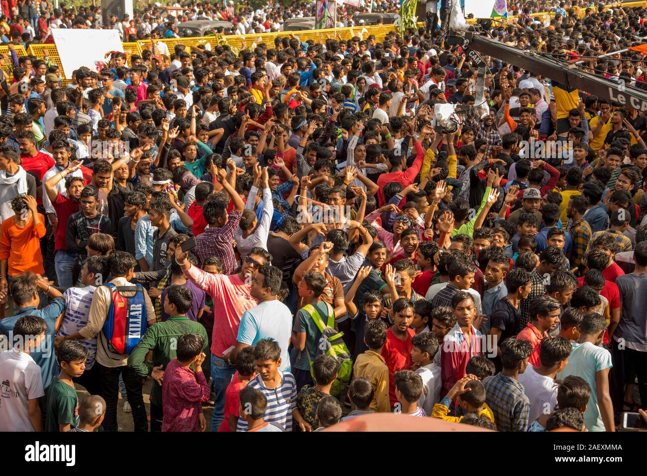 AMRAVATI, MAHARASHTRA, INDIA - 8 SEPTEMBER 2018: Crowd of young People ...