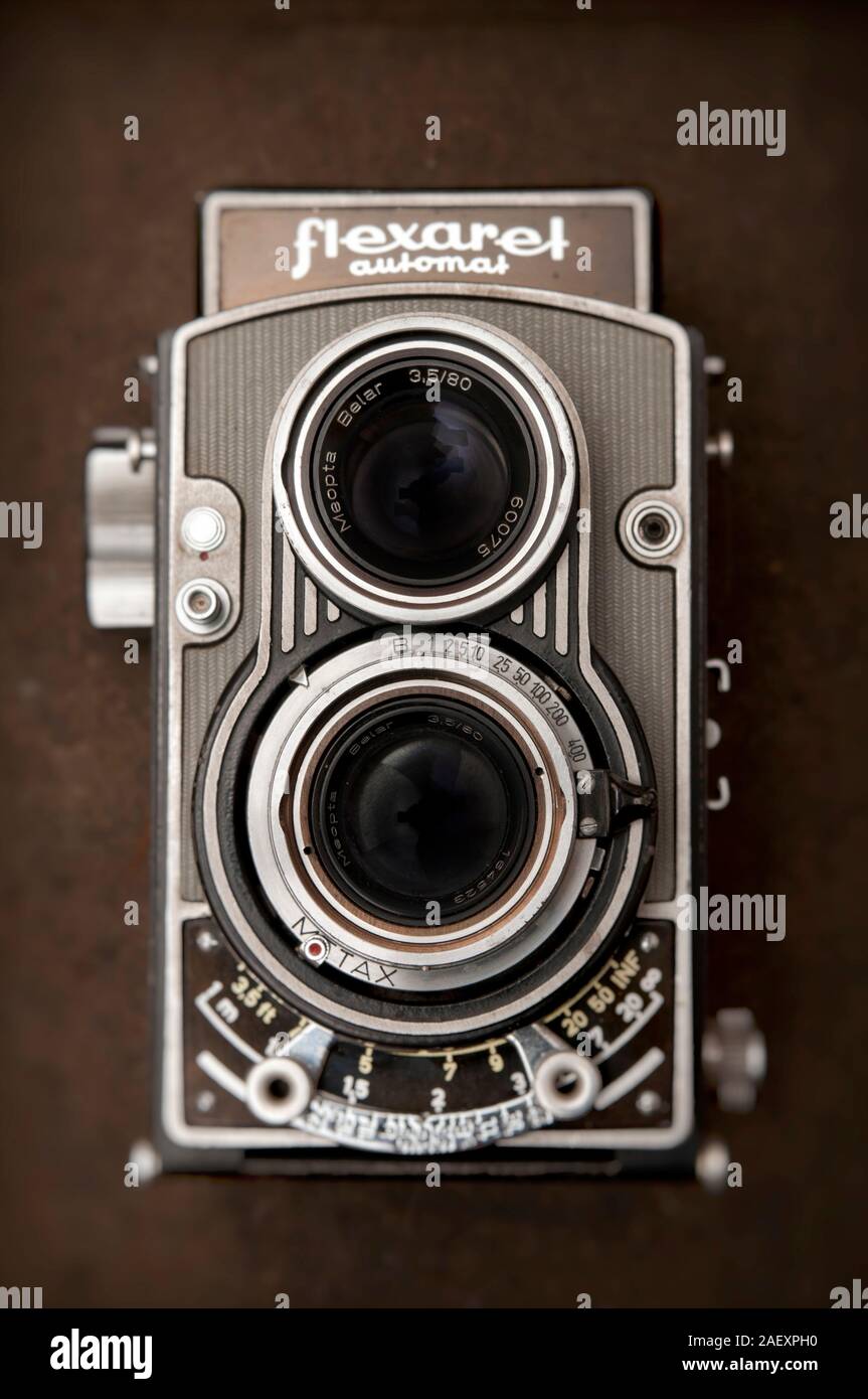 Vintage automat hi-res stock photography and images - Alamy