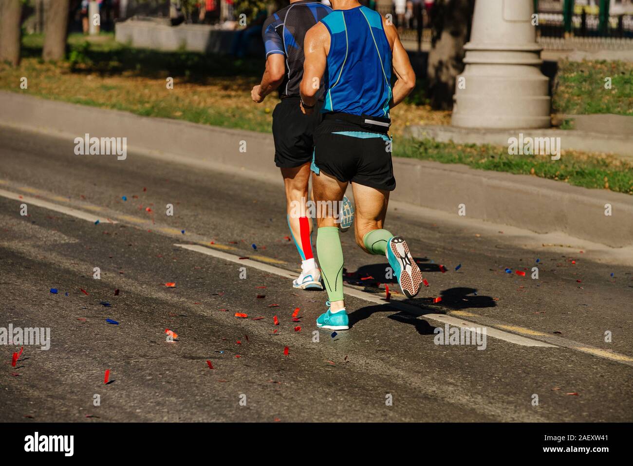 Marathon timer with runner hi-res stock photography and images - Alamy