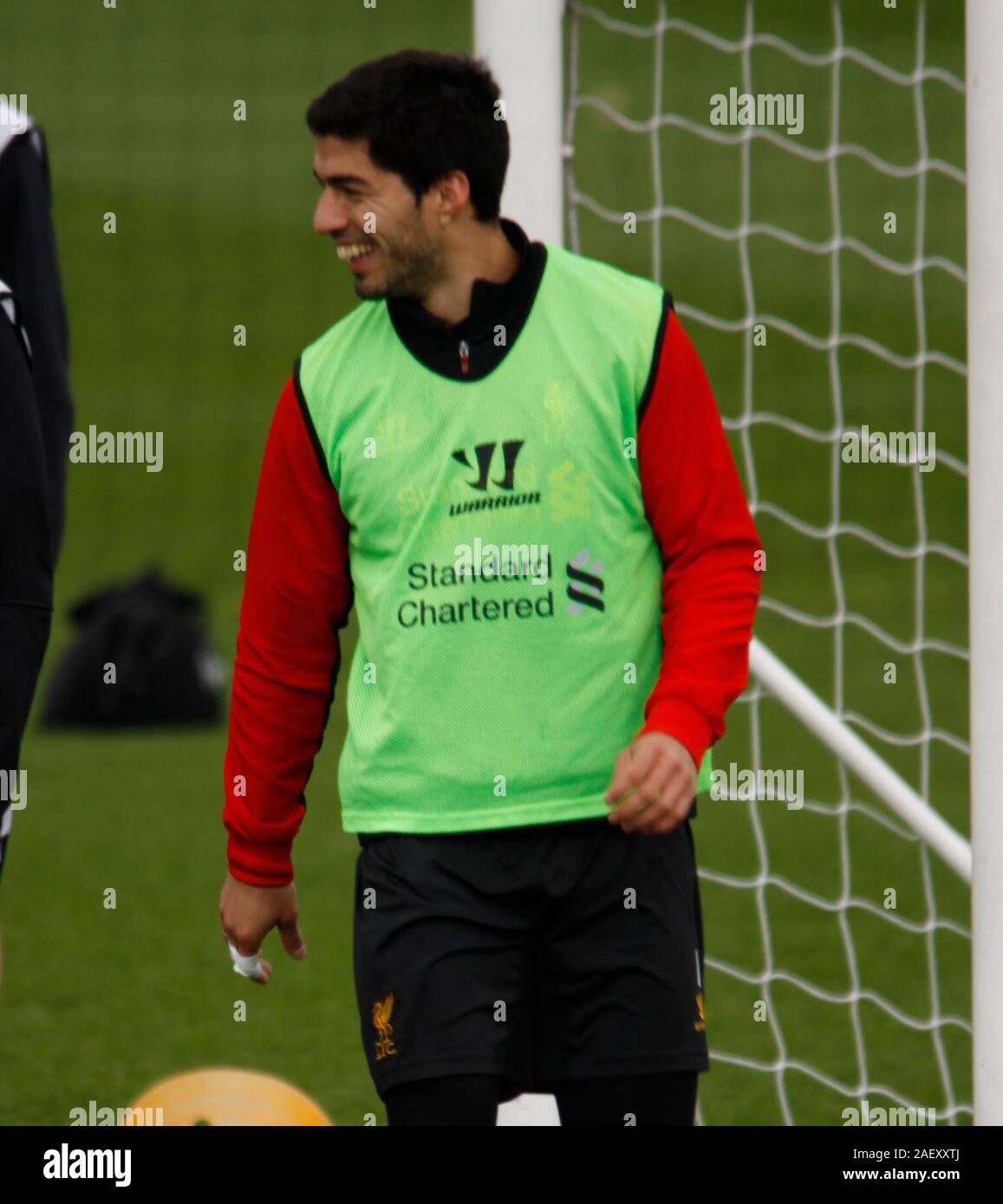 Suarez bite hi-res stock photography and images - Alamy