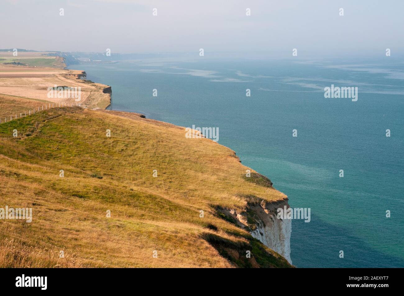 View across the english channel to france hi-res stock photography and ...