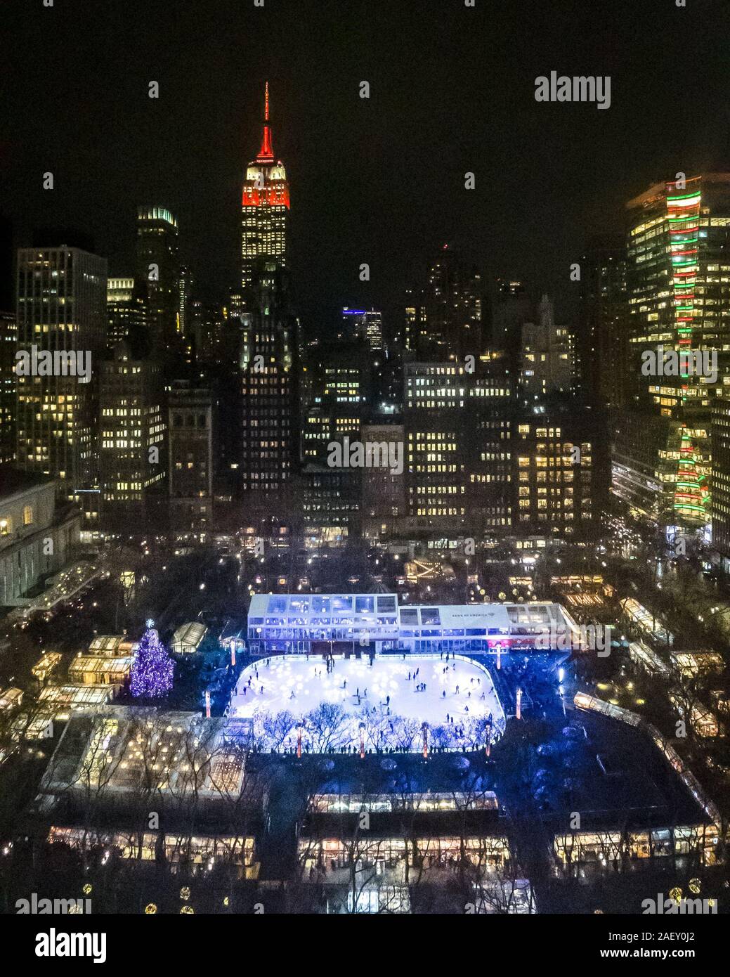 Night view skyscrapers in bryant hi-res stock photography and images ...
