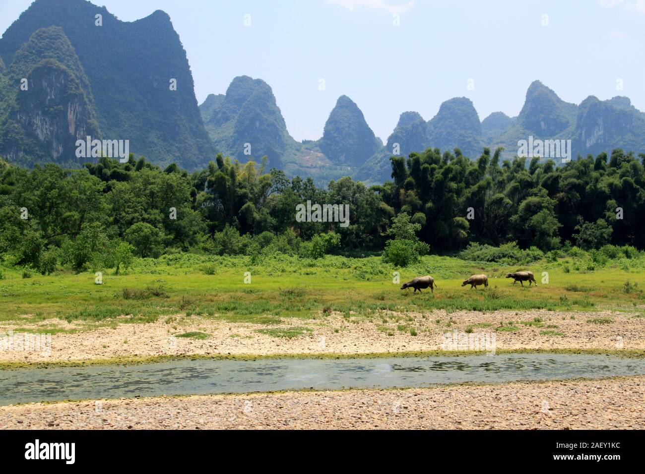 Guilin, the limestone mountains seen from the Li river Stock Photo - Alamy